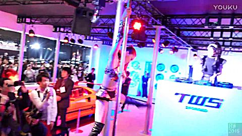 2017东京车展性感钢管舞