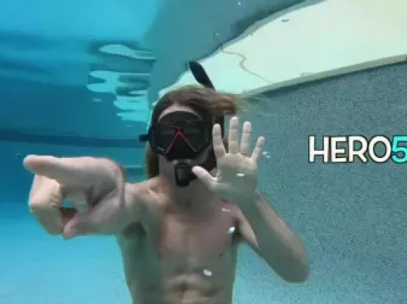 GoPro Hero6 运动相机 与HERO5水下稳定性对比视频