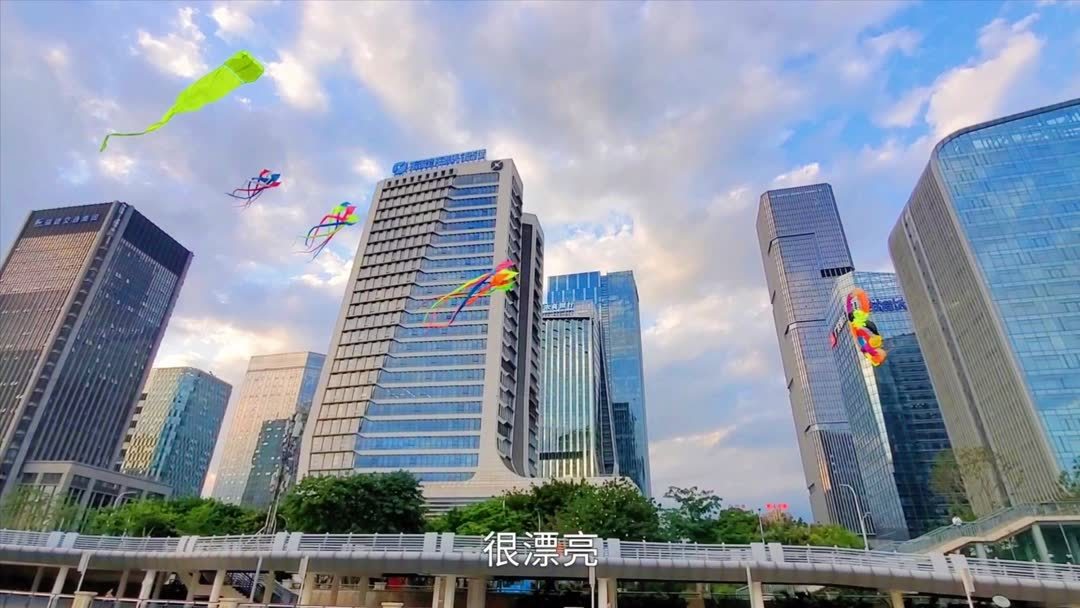 实拍福州金融街,福建省最气派的建筑群之一,环境超一流