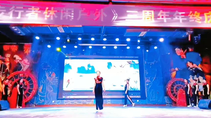 #热门 #演出现场视频 #走秀 #感受舞台魅力