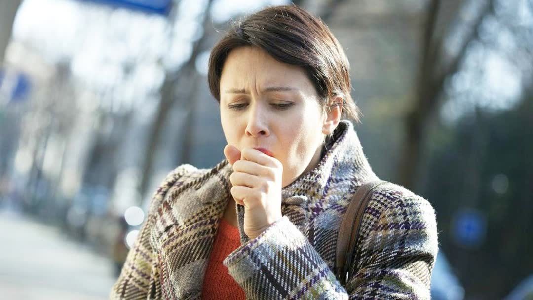 经常咳嗽得注意,可能是支气管扩张在作怪,特别是这几类人爱中招