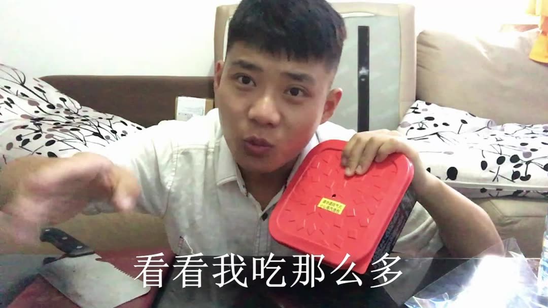 试吃自热的海底捞火锅,打开包装盒才知道海底捞有多么注意细节