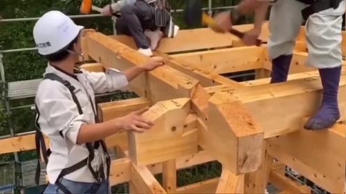 传统榫卯结构,看似简单,其实是个大工程