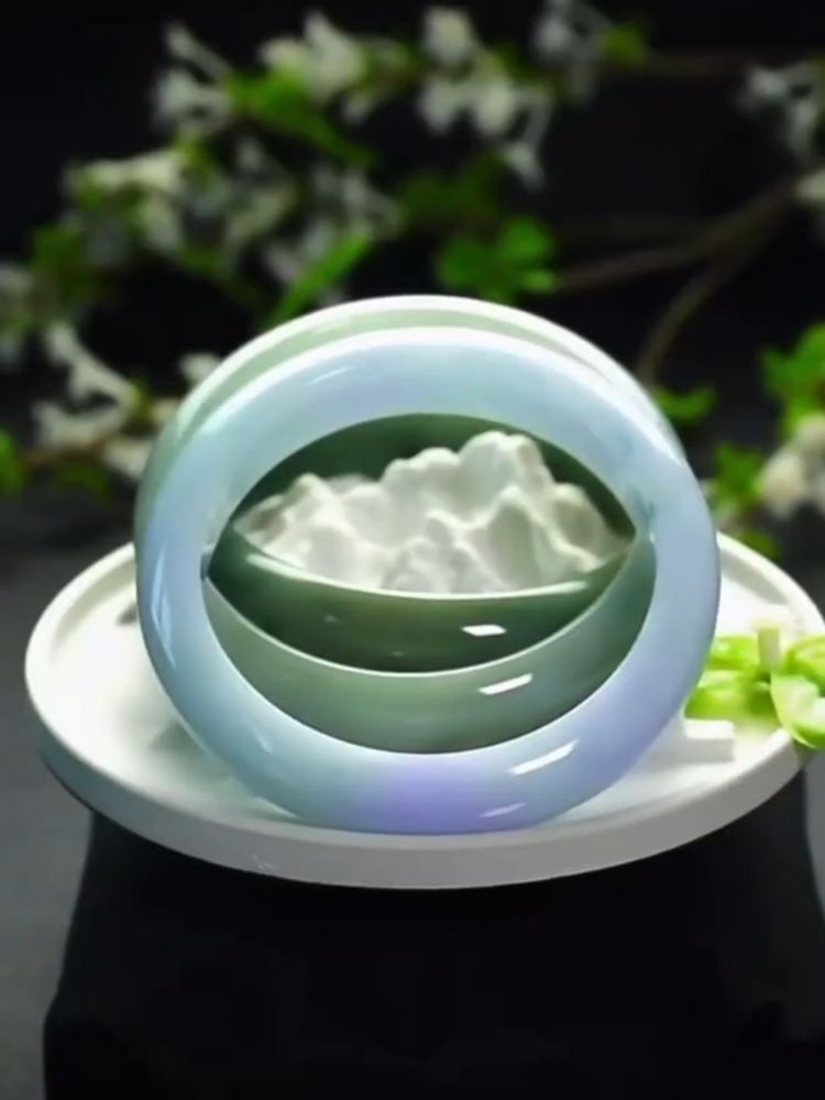 翡翠手镯,冰种天然|||#珠宝[话题]