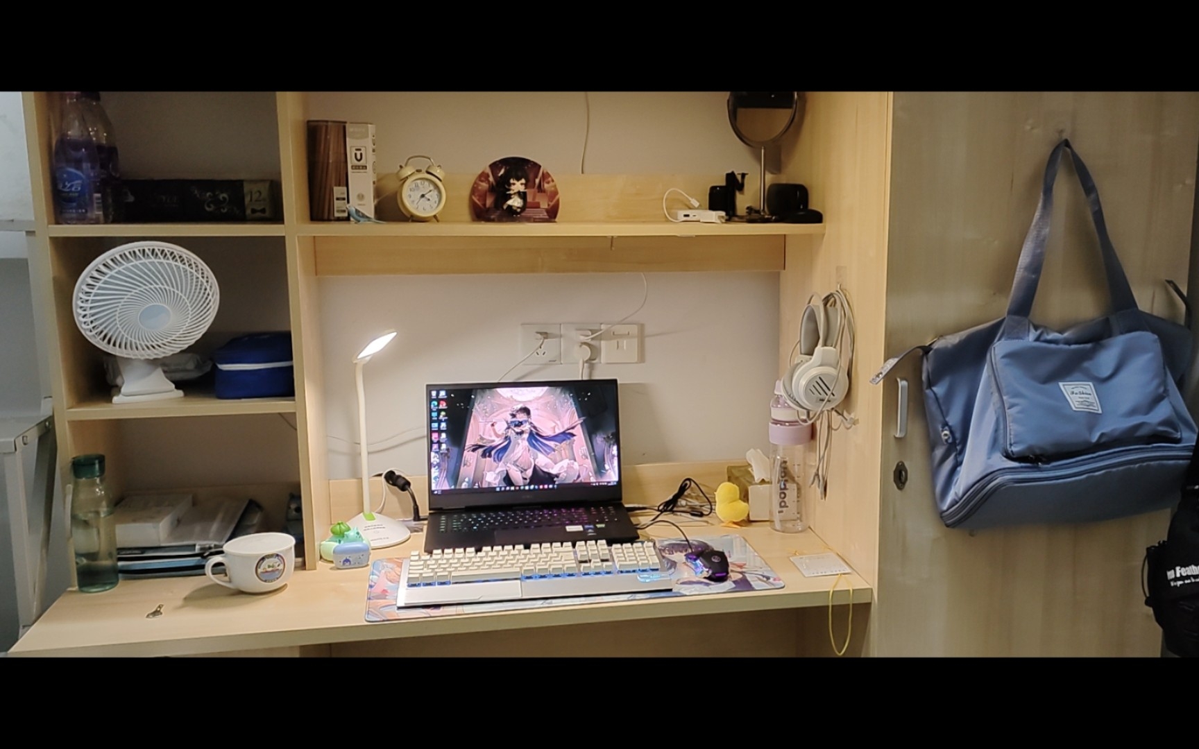 我也有我的小窝啦～(宿舍装修)