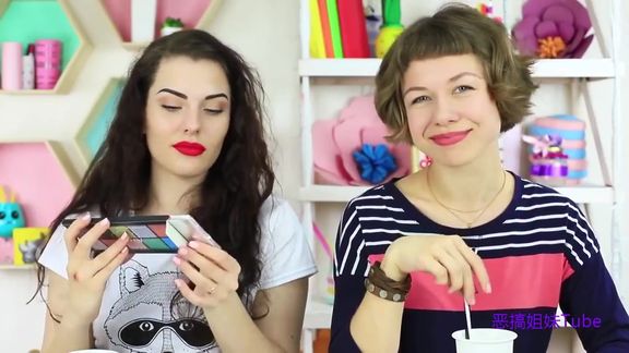 有趣的DIY恶作剧制作一个可以吃的唇部磨砂膏整蛊朋友