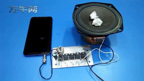 如何使用D718 12V全功率放大器在家制作1000瓦放大器