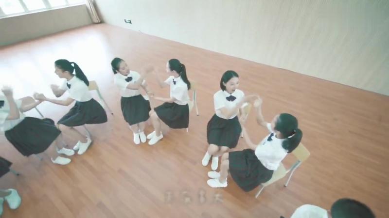 【治愈!解压!厦门六中合唱团翻唱《鱼歌》】简单的旋律配上朴素的...