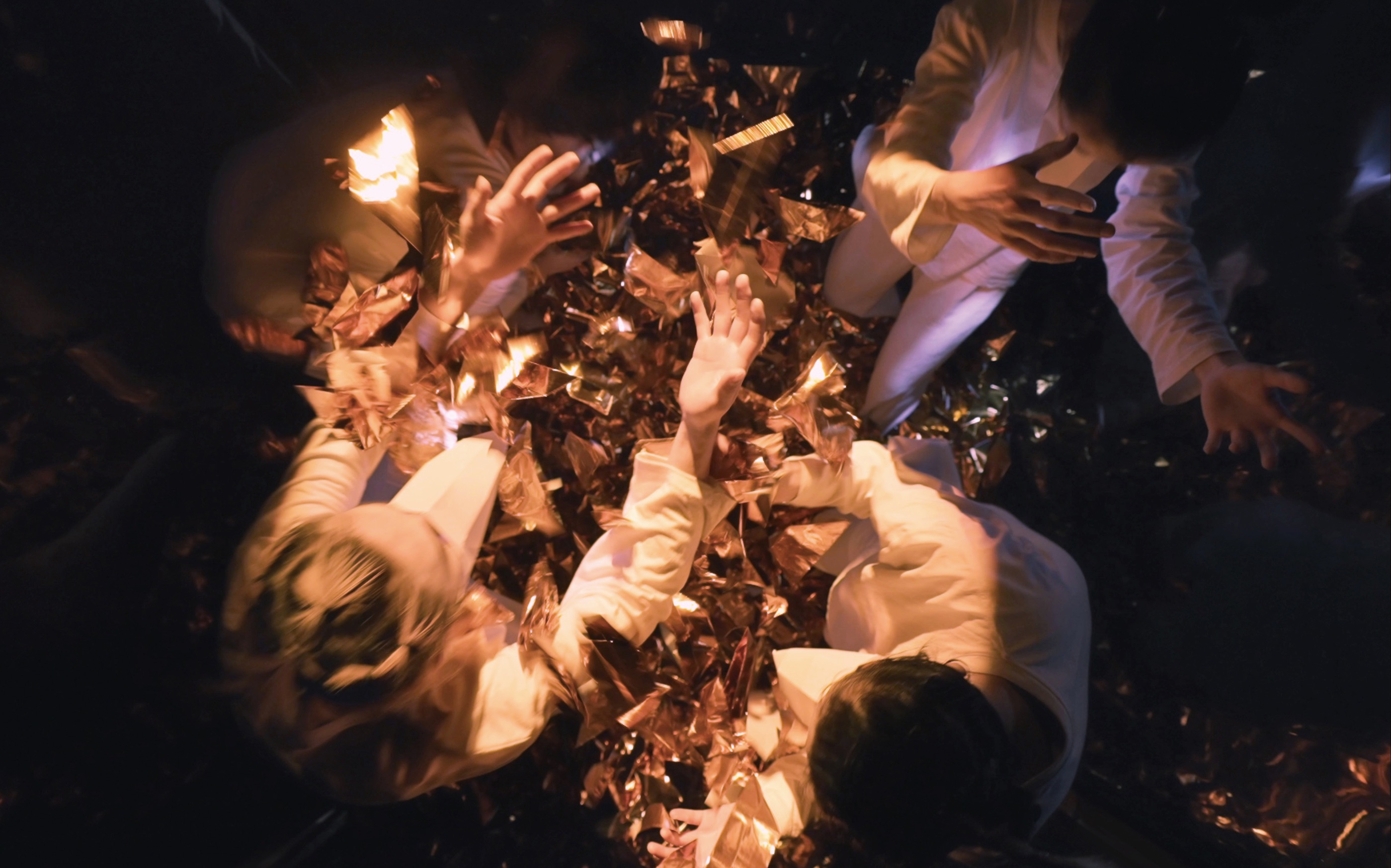 ...国美上设数字展演专业|承 受/顺 从/幸 存/屈 服|数字展演作品|毕业设计...