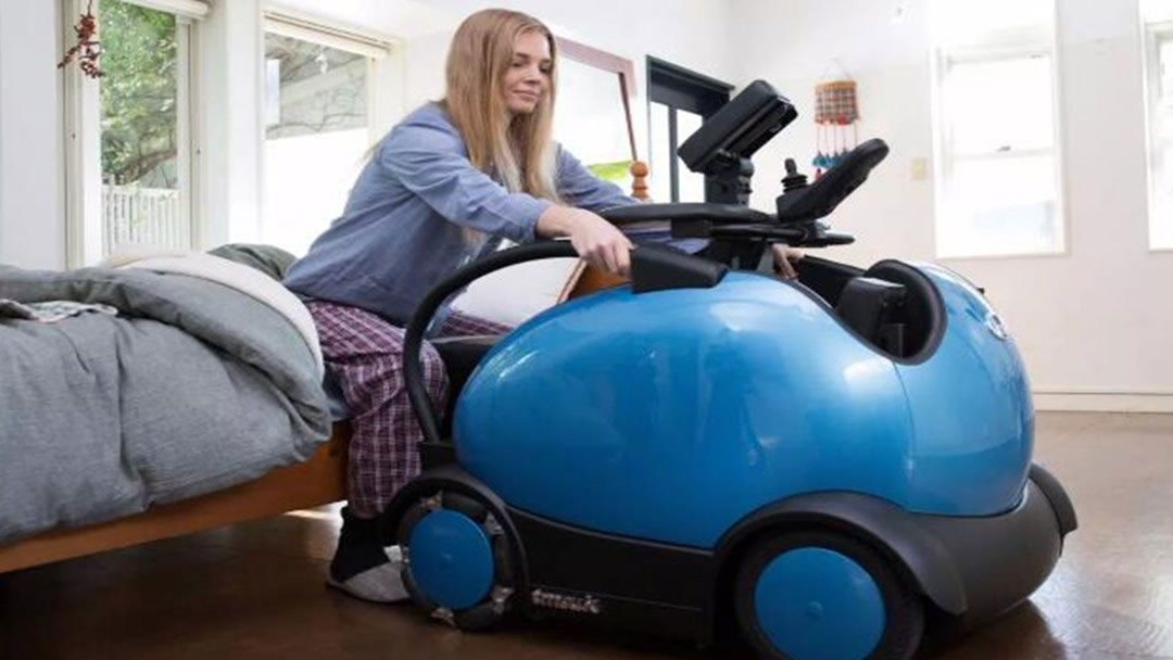 岛国发明可以骑的智能轮椅,功能强大,外形霸气!