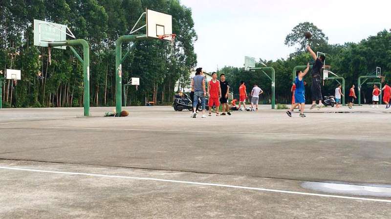 这样的动作投球好标准,篮球技术高啊