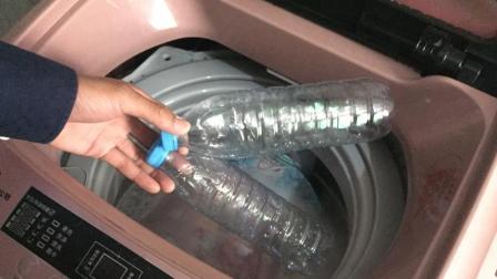 波轮洗衣机洗衣服老是打结缠绕?教你个笨方法,洗的.