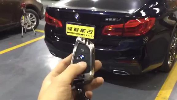 【智能电动尾门】东莞厚街宝马525Li老客户加装智能电动尾门