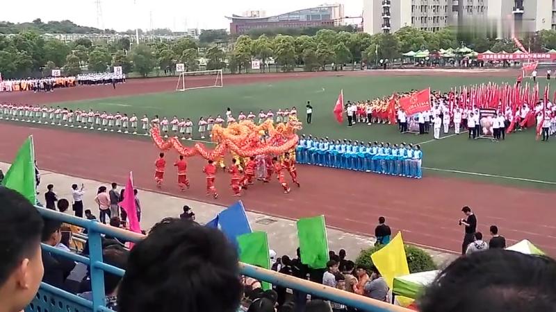 校运动会开幕式 p8