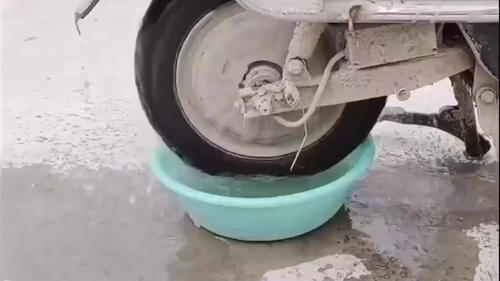 电动车跑不远,行车没有劲,看我教你轻松解决