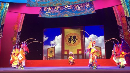 ...传统文化进校园优秀节目展演”今天登上了长安大戏院的舞台,棒棒哒ߎ