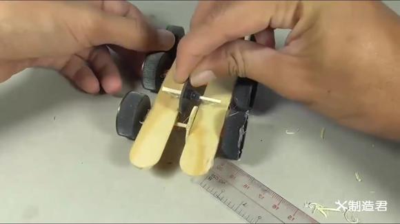 易拉罐手工DIY制作玩具火车