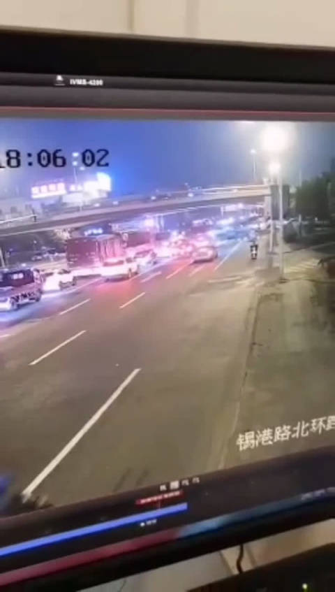 无锡高架桥坍塌前视频