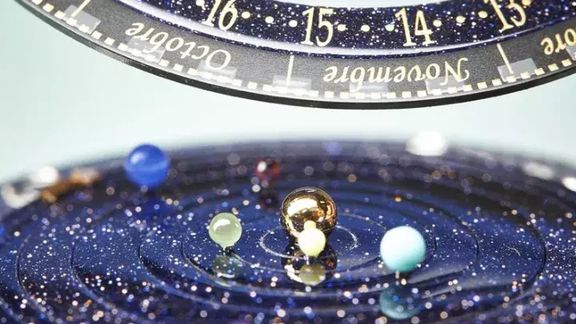 在腕间欣赏天体运转,流星划过是什么体验!