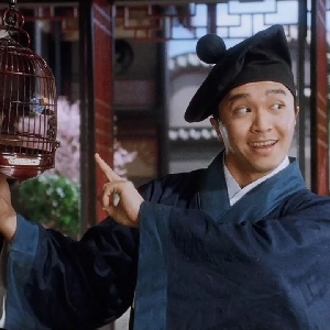 路边的迷途小书童 