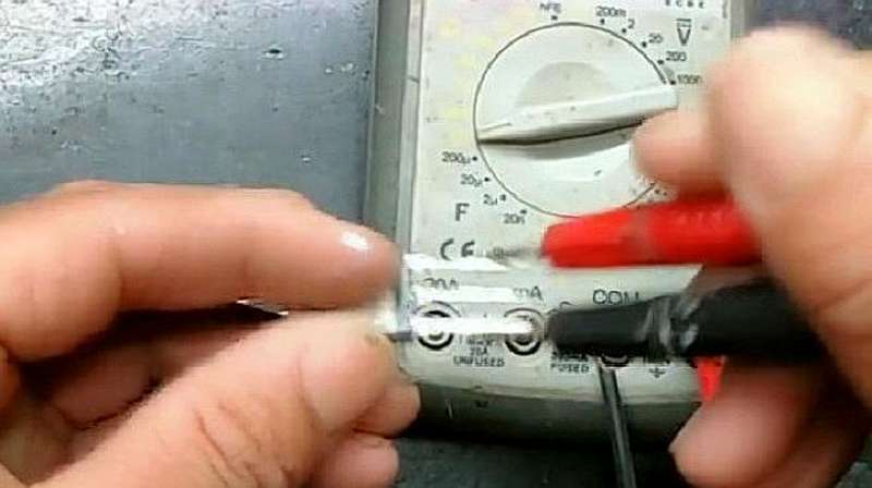 电磁炉维修,我们电磁炉里面的功率管,你会不会测量,30秒教你!