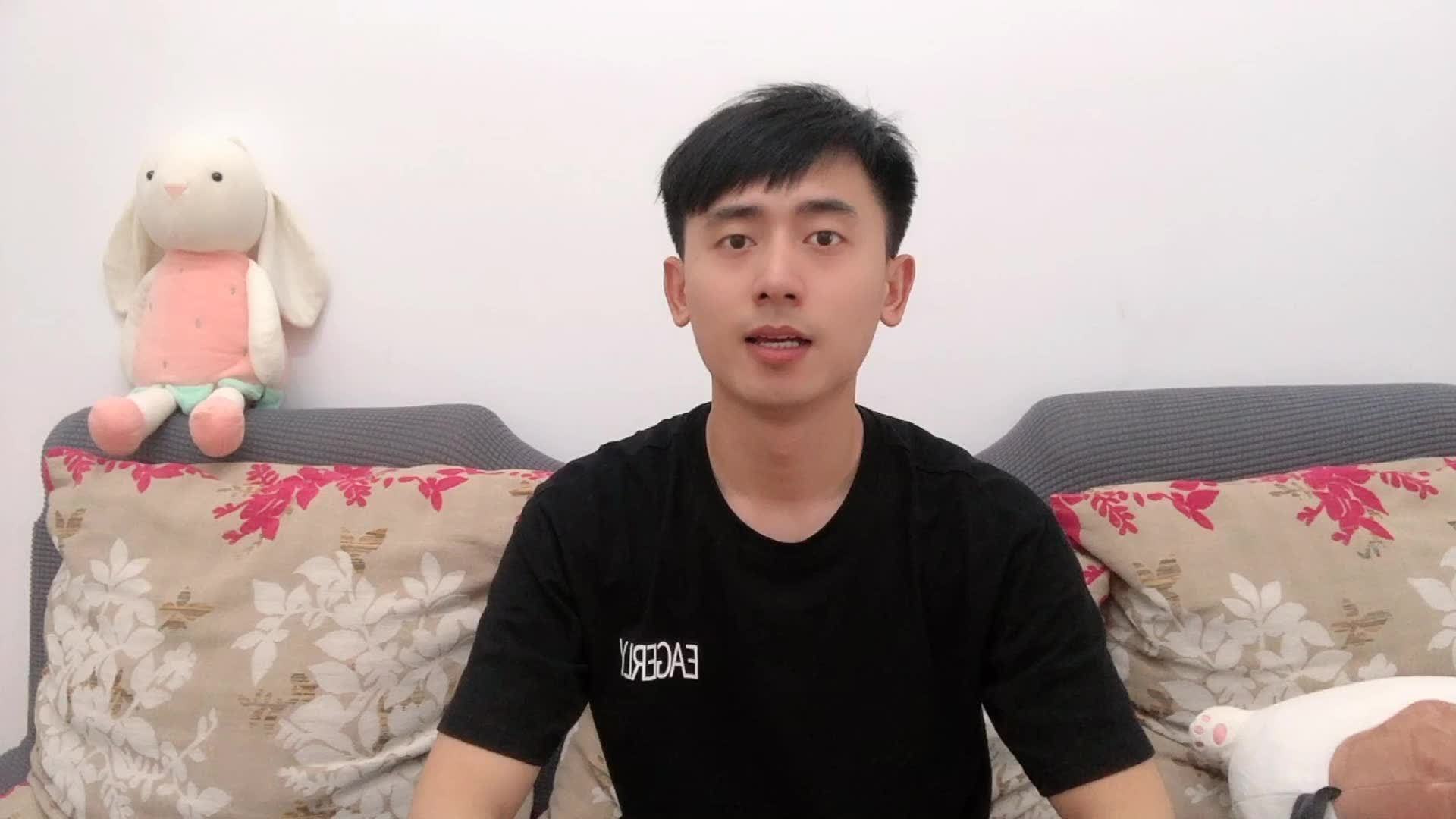 擦玻璃别用清水,邻居阿姨教我窍门,干净不费力,一点灰尘都不留