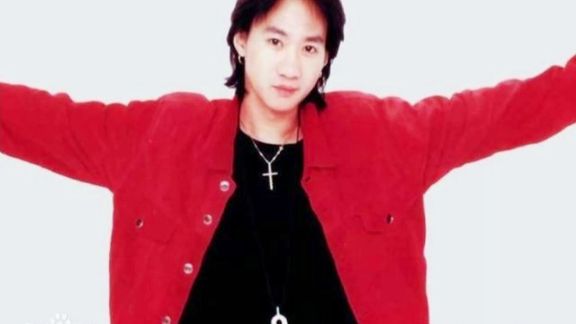 还有谁记得这首歌?上初中时学校广播天天放。