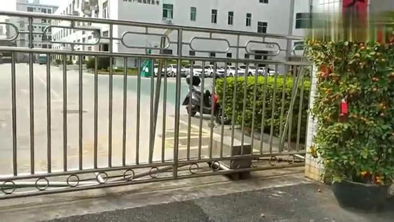 广东深圳:福永工厂,包吃住按劳动法工资6000。48岁也能进厂上班