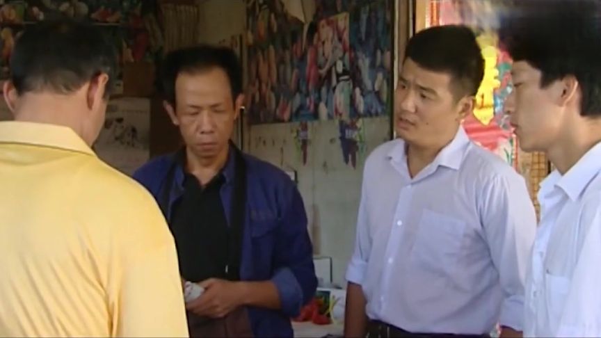 影视:管理员欺负下岗的老头,不料老头大有来头,下秒事情闹大了