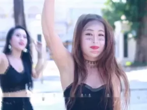 Ntsais_Lauj_-_Xyov_Yuav_Ua_Zaj_Twg_NEW_SINGLE_201