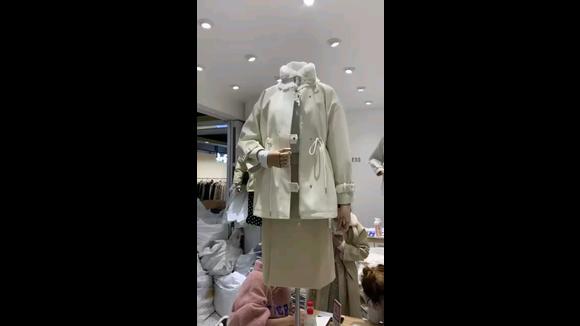 团购PU皮衣拼接羊羔毛外套259/件