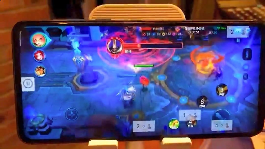 王者荣耀冒险模式用自动点击助手点击器骚操作