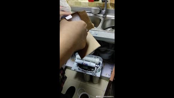 沁园净水器RO-185滤芯更换@谈资