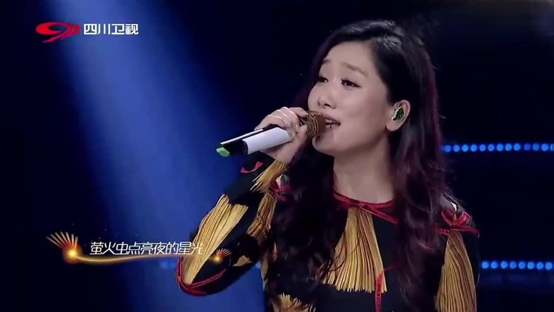 凤凰传奇的歌《荷塘月色》此乃经典神曲,令人百听不厌