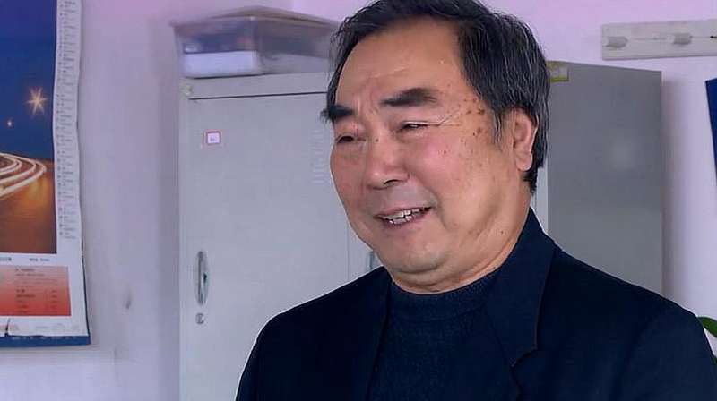 女医生发表论文,领导夸她为医院争光,关键是分房能加分