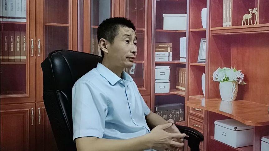 如何举报村霸村干部