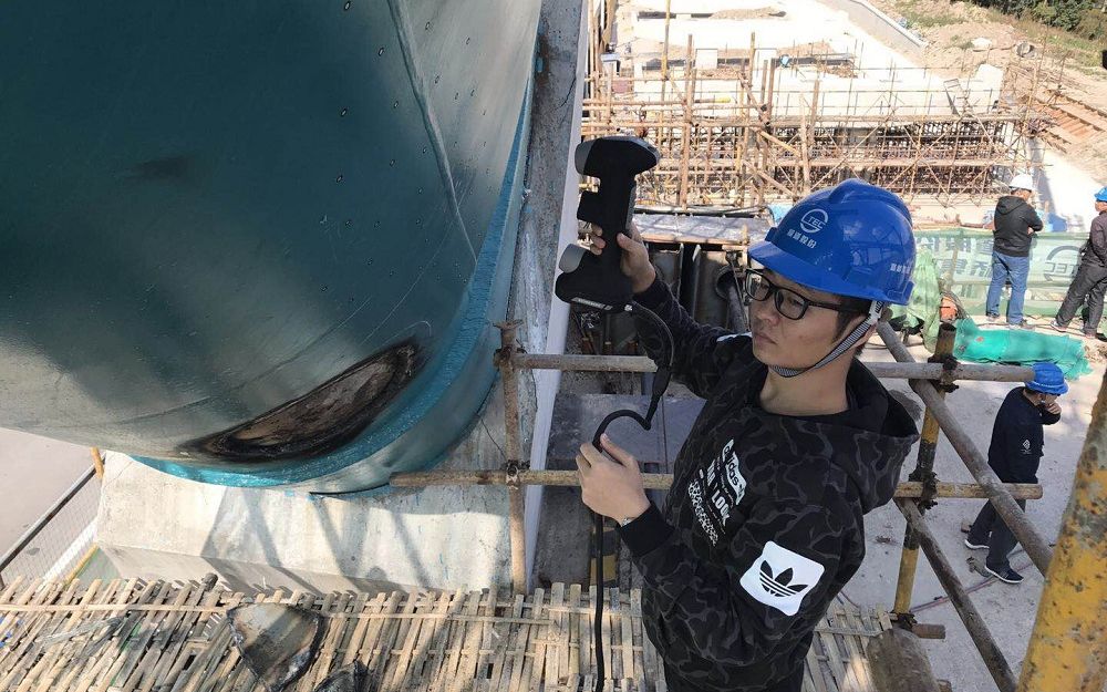 汽车整车三维扫描服务,高精度蓝光手持式三维扫描仪资讯