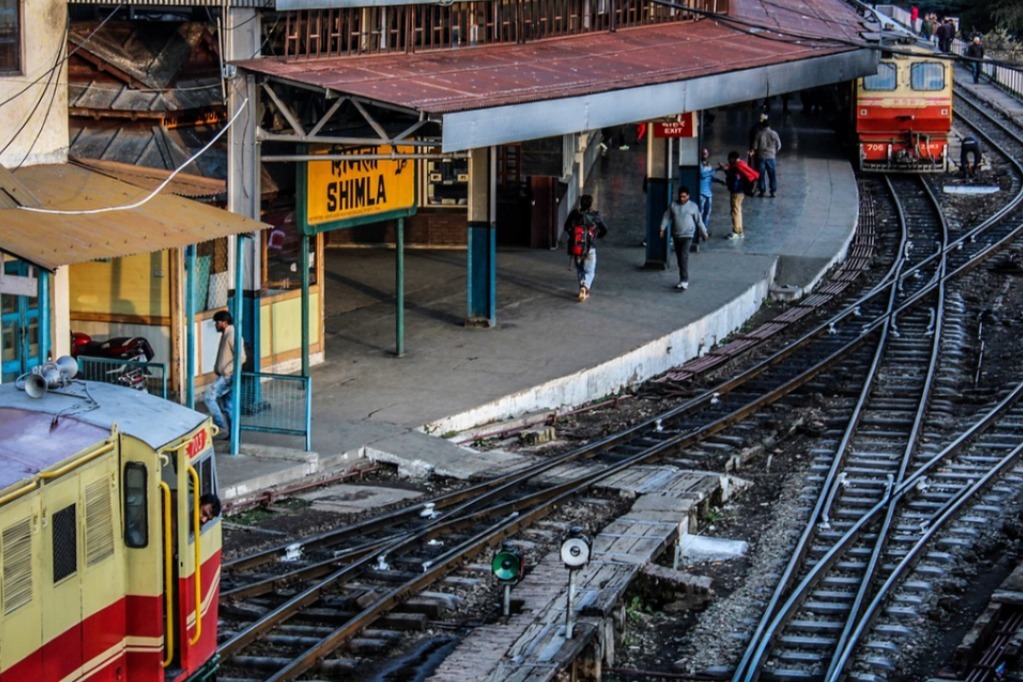 日本花800亿抢走印度高铁,结果被坑惨了,悔不该与中国竞争