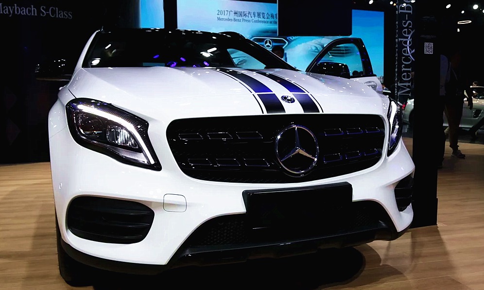 奔驰开始亲民,全系降价6-8万,你还考虑宝马奥迪吗?