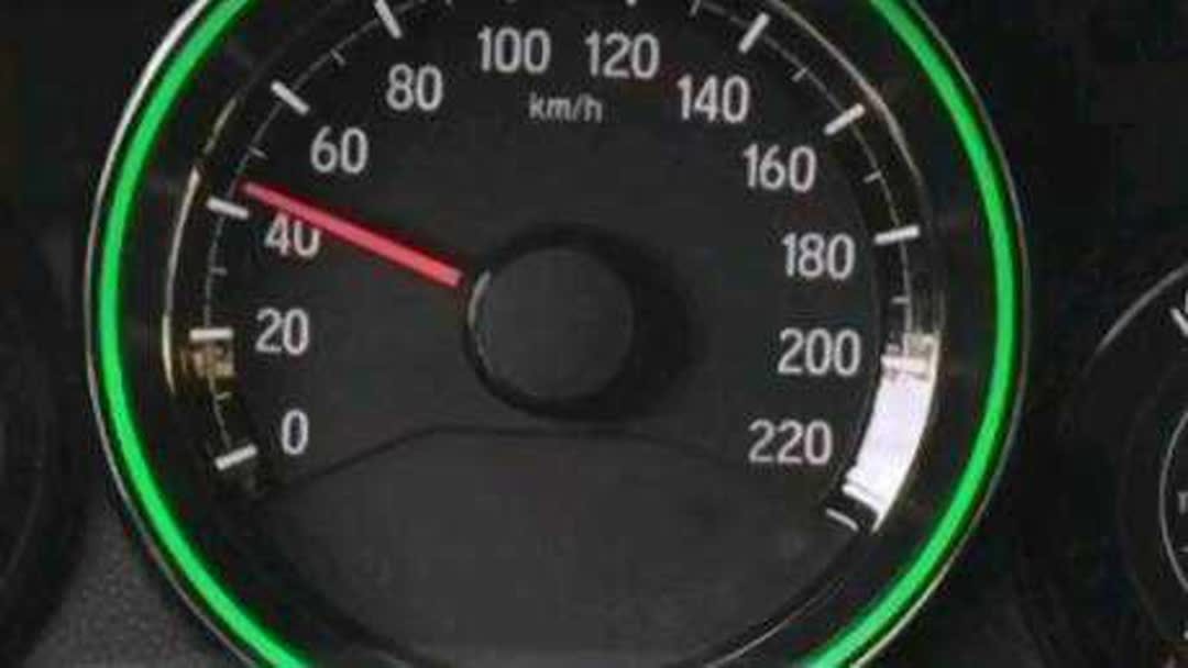 汽车仪表盘上有很多你不知道的隐藏功能,让我来告诉你