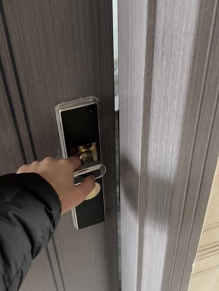 202谁教你这样贴对联的#对联 #春联 #一年一度才艺大赏#过年整活...