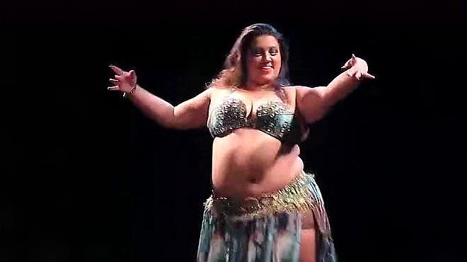国际肚皮舞大师的精彩表演,让我见识到了什么才是灵活的小胖子!