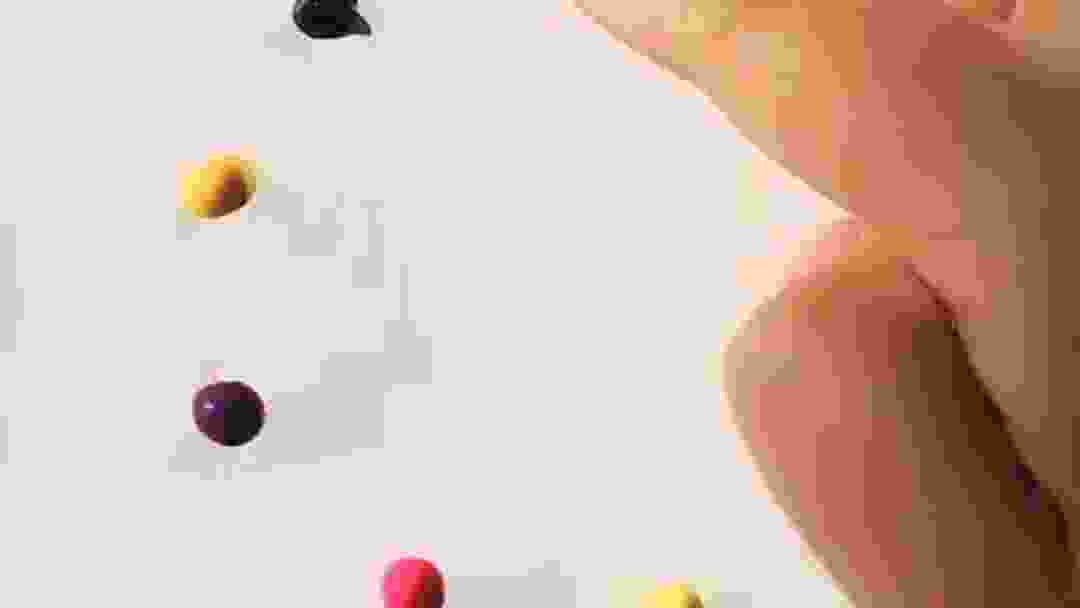 黄色是代表什么含义呢