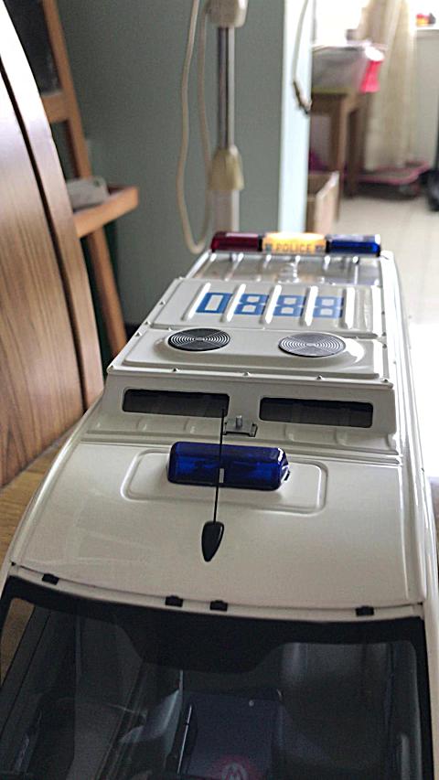 Tiny微影香港警察交通部警车模型