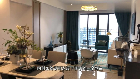 看房:105平方江景洋房,这个户型每一个房间都可以看到中山岐江的夜景