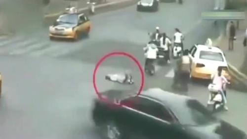 要不是有监控,女司机太冤了,行车记录仪还原真相过程