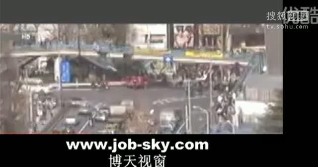 手机实拍日本地震海啸瞬间