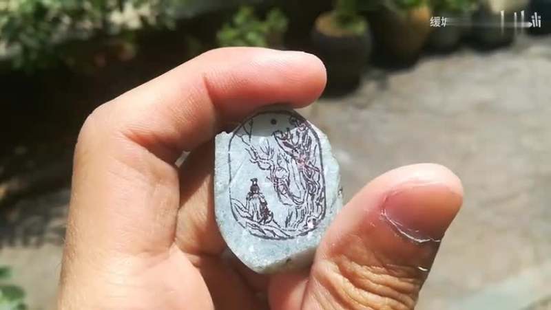 活动作品果然是从入门到放弃,第一次尝试廉价翡翠雕刻