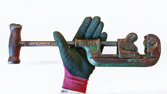 得到一把老旧切管器,将其翻新成原来的样子,强迫症福音!