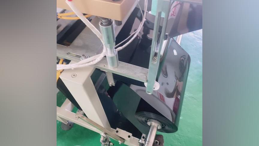 蛋黄酥吸塑盒全线生产#自动化生产线 #塑料包装 #蛋黄酥吸塑盒